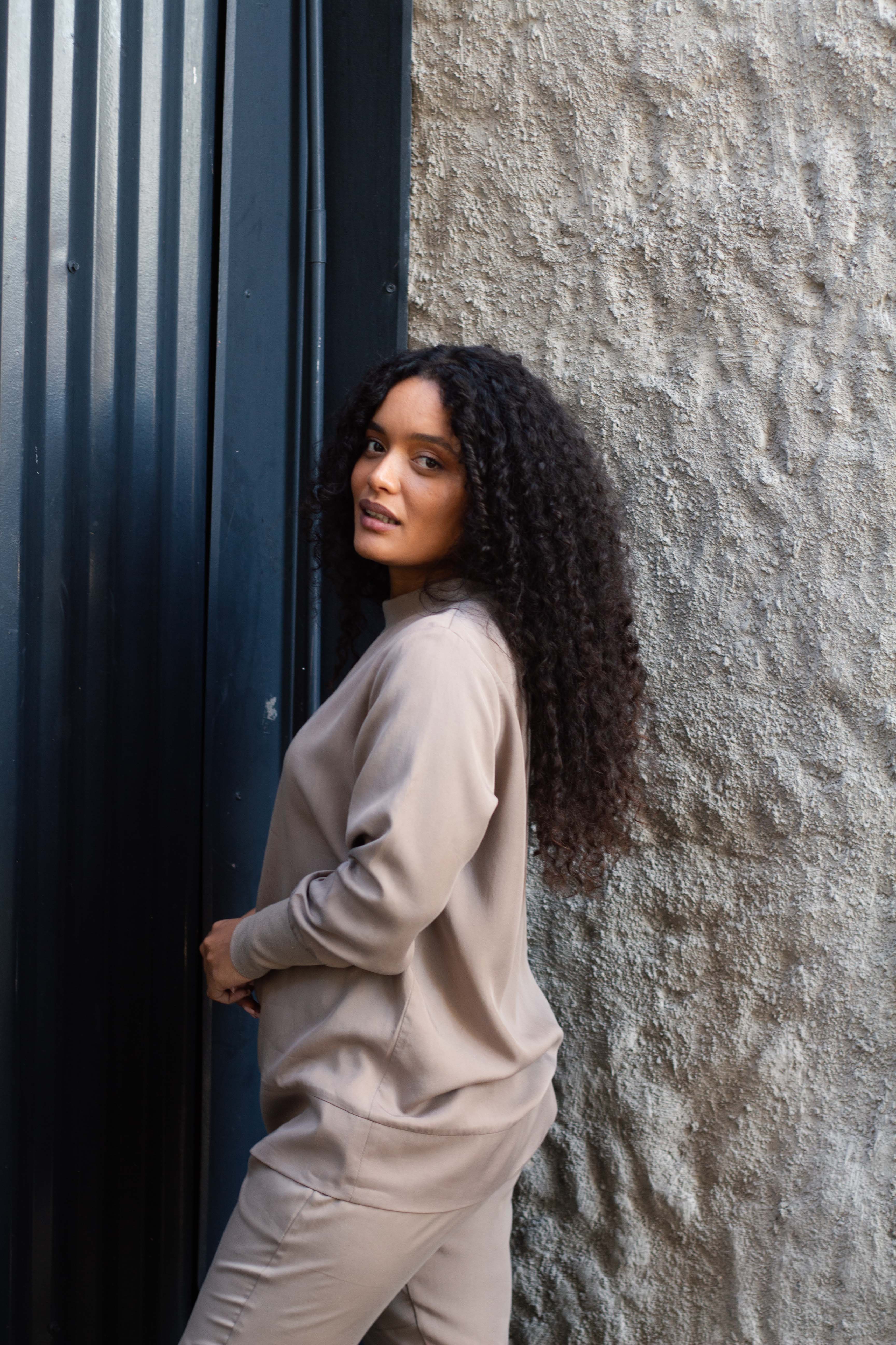 new – Hannah Lavery